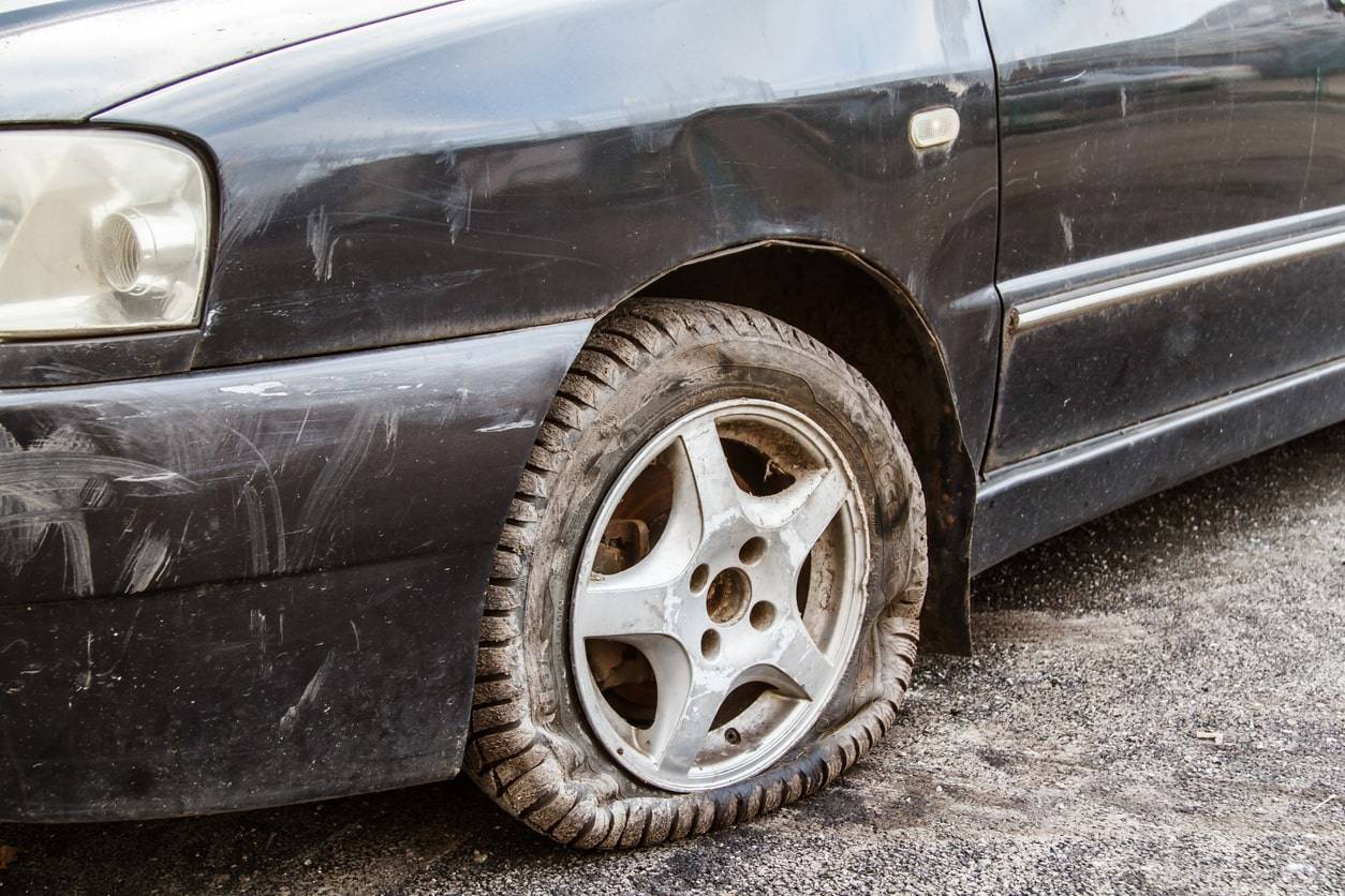 Determining Liability for Car Accidents Caused by Defective Tires